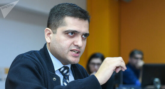 Politoloq Elxan Şahinoğlu: "Azərbaycanın Konstitusiyası mükəmməldir və ...